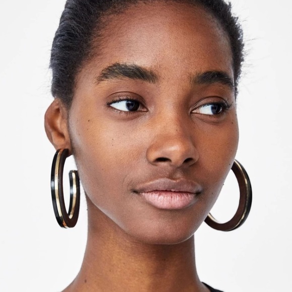 Zara | Jewelry | Zara Black Gold Hoops | Poshmark